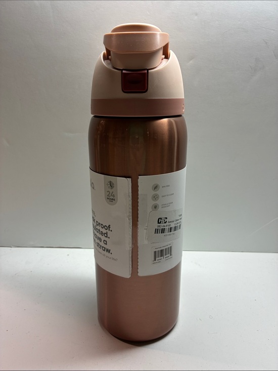 owala | Dining | 32 Oz Owala Freesip With Straw New Exclusive Color ...